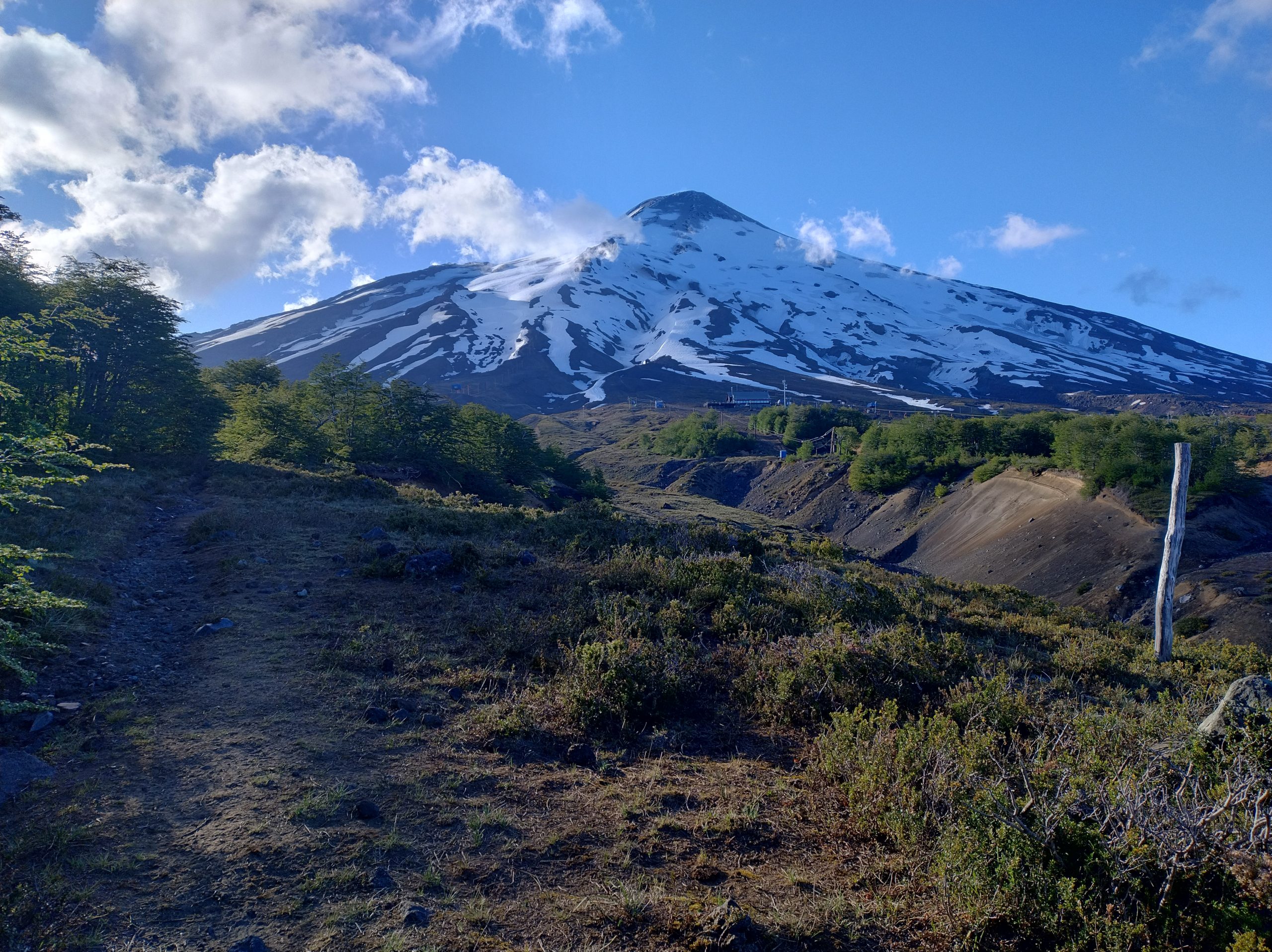 Tour base volcán Villarrica - Ermitano Expediciones